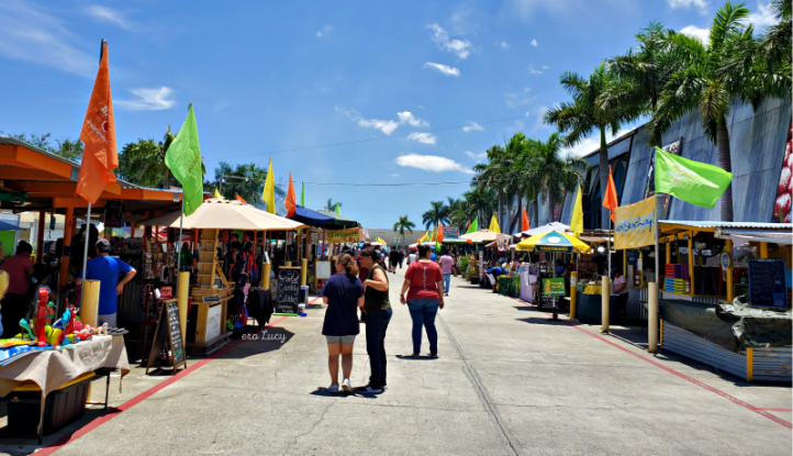 Mercati a Miami: Redland’s Farmers Market, Yellow Green Farmers Market ...